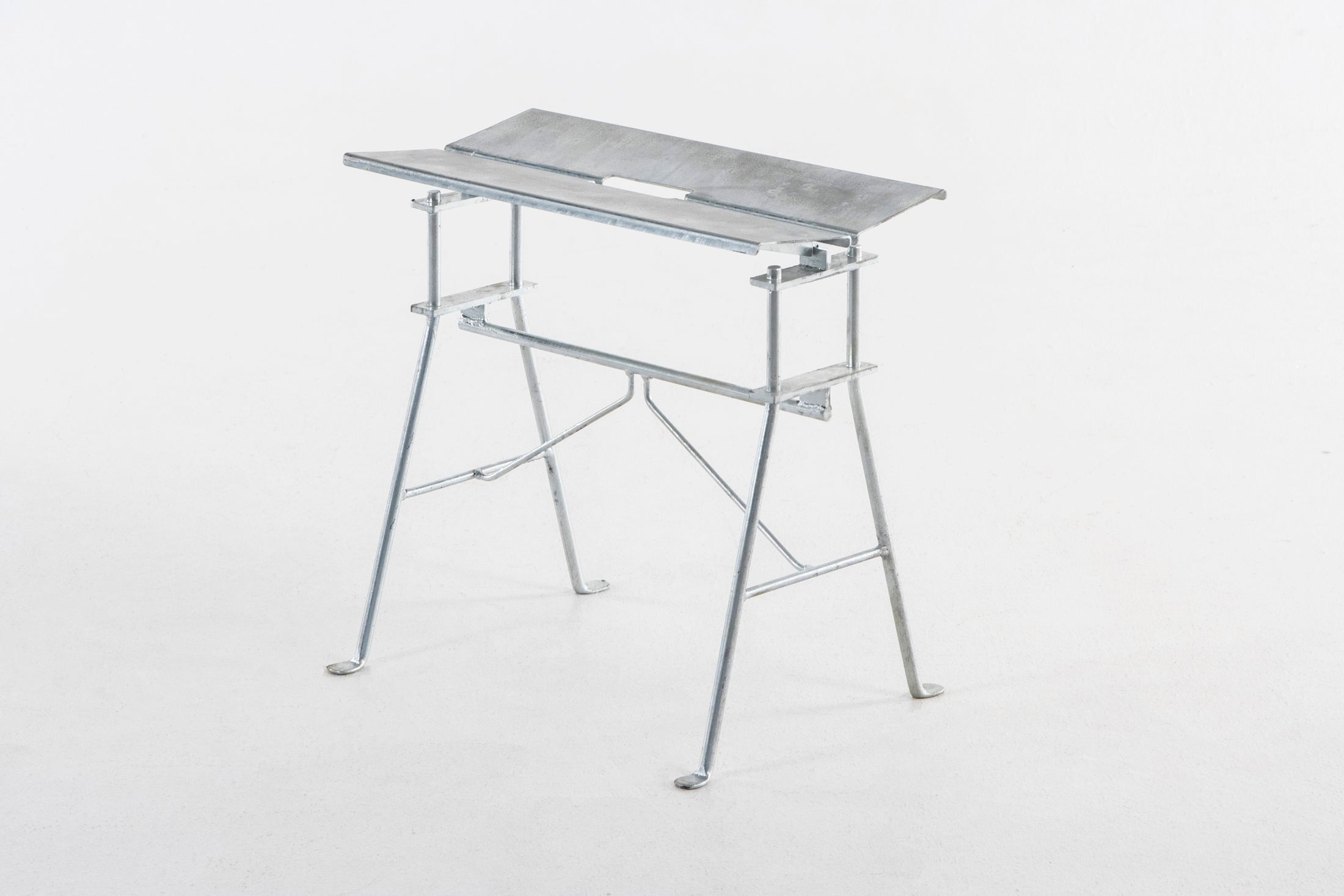 Bricolo Bench – Atelier Jones Design
