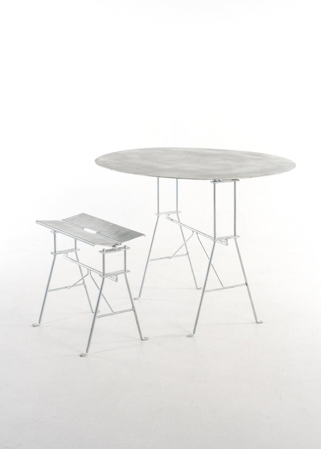 Bricolo Bench – Atelier Jones Design